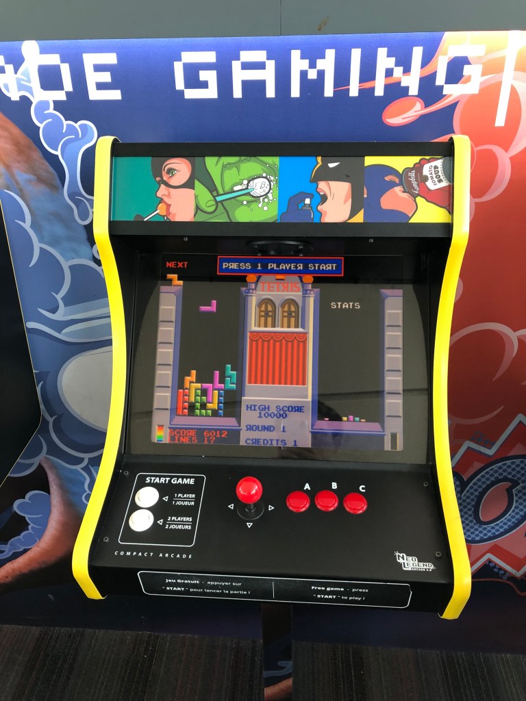 Escape Jeux: The Paris Airport Arcade – In Third Person